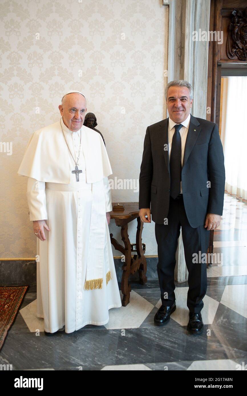 Luigi sbarra hi-res stock photography and images - Alamy