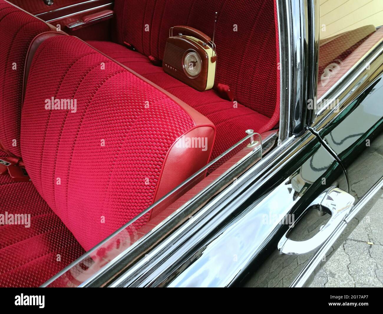 Interior retro car hi-res stock photography and images - Alamy