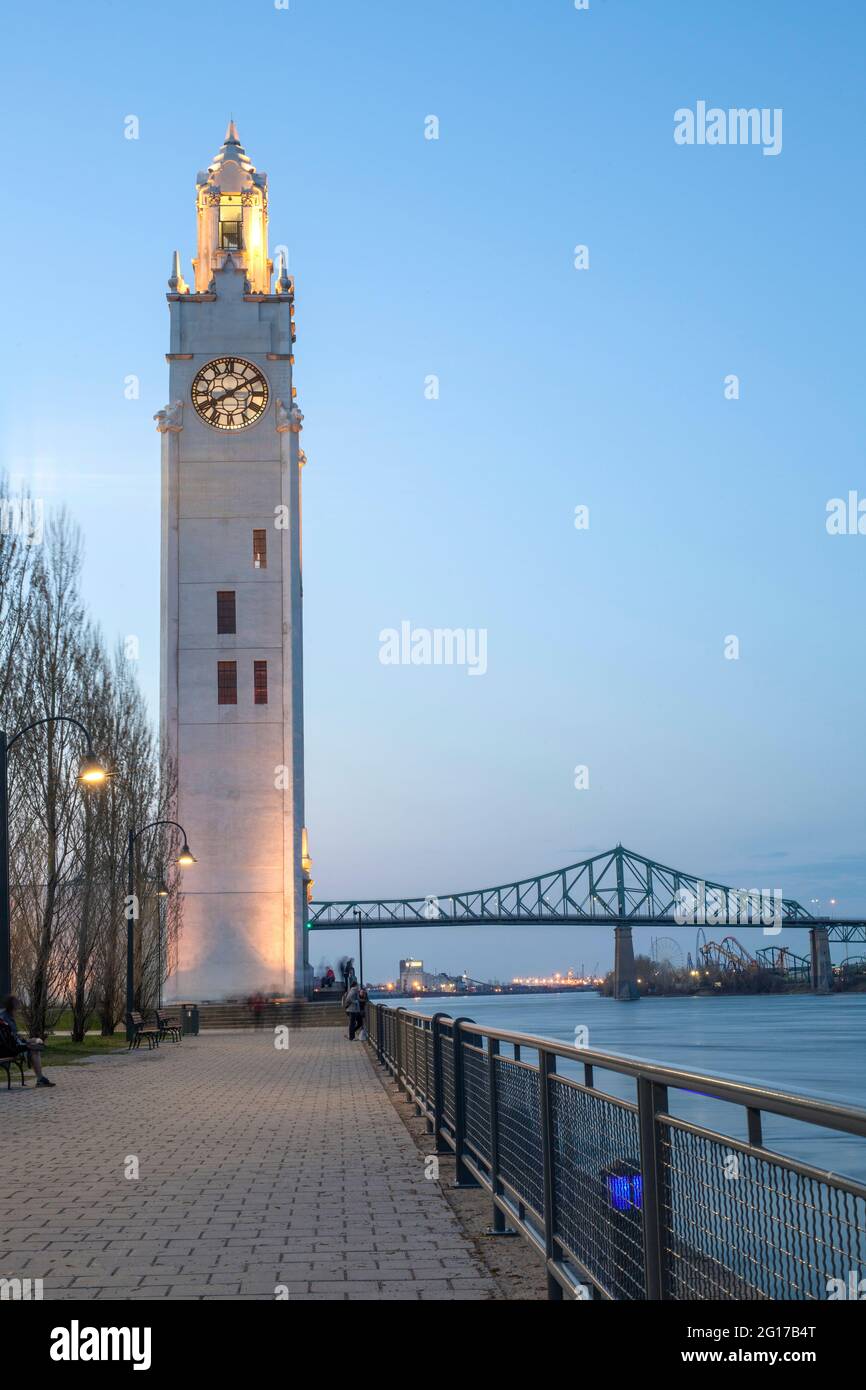 Montreal clock tower night hi-res stock photography and images - Alamy