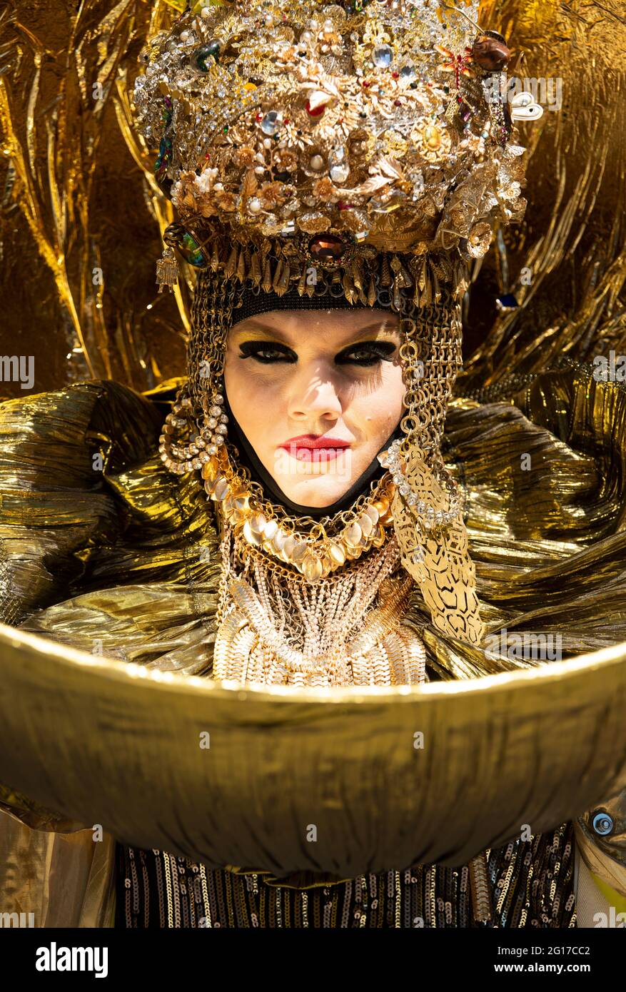 Designer daniel lismore hi-res stock photography and images - Alamy