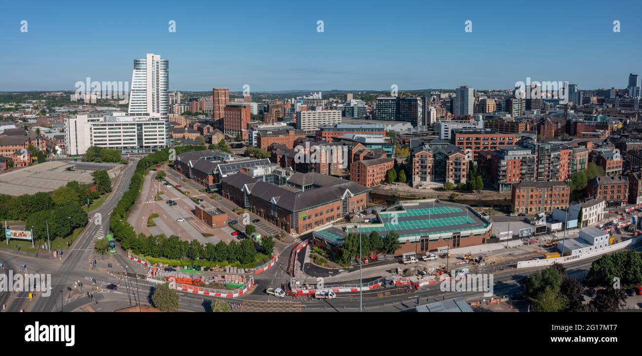 Bridgewater place and an Aerial view of Leeds City Centre from the ...