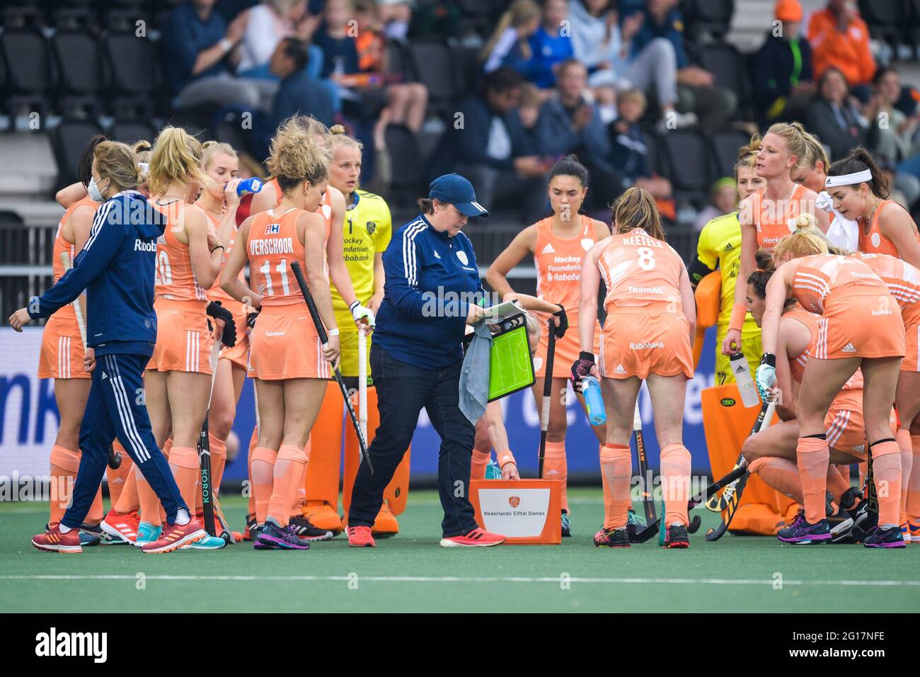 AMSTELVEEN, NETHERLANDS - JUNE 5: Coach Alyson Annan of The Netherlands ...