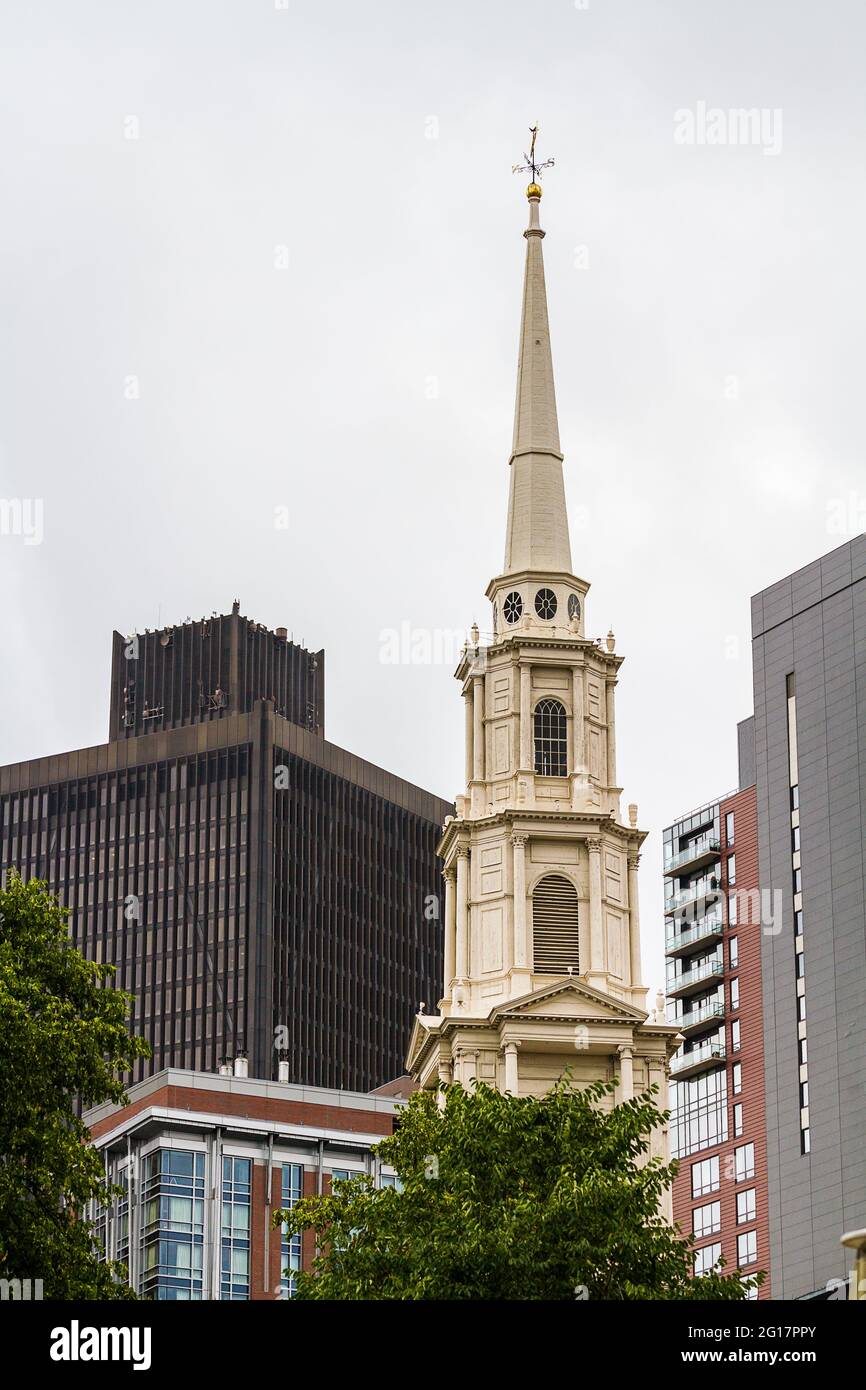 Summer in boston common park hi-res stock photography and images - Alamy