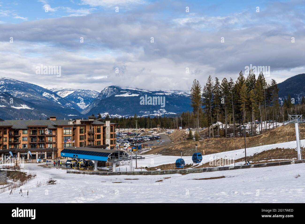 REVELSTOKE, CANADA - MARCH 15, 2021: revelation gondola at ski resort ...