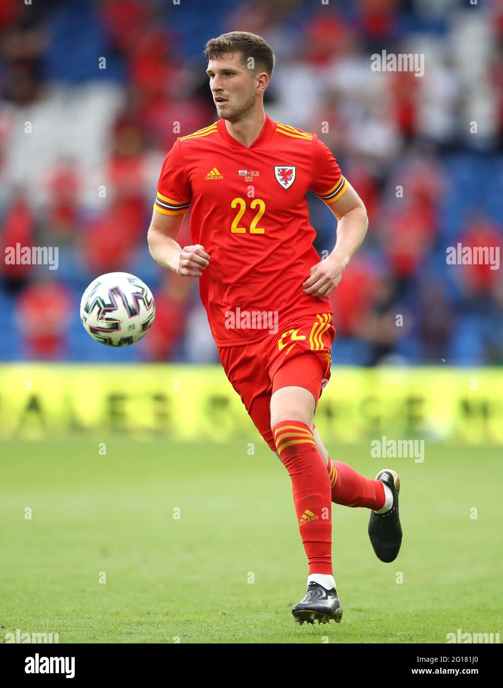 Chris mepham 5 hi-res stock photography and images - Alamy