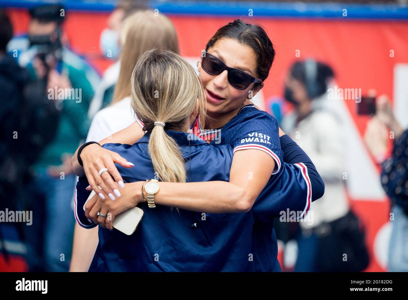 Nadia nadim psg hi-res stock photography and images - Alamy