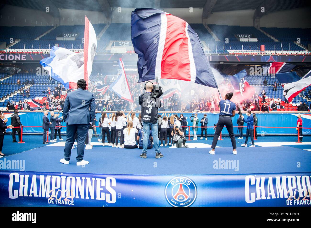 The PSG women's team will celebrate their first title of French D1 ...