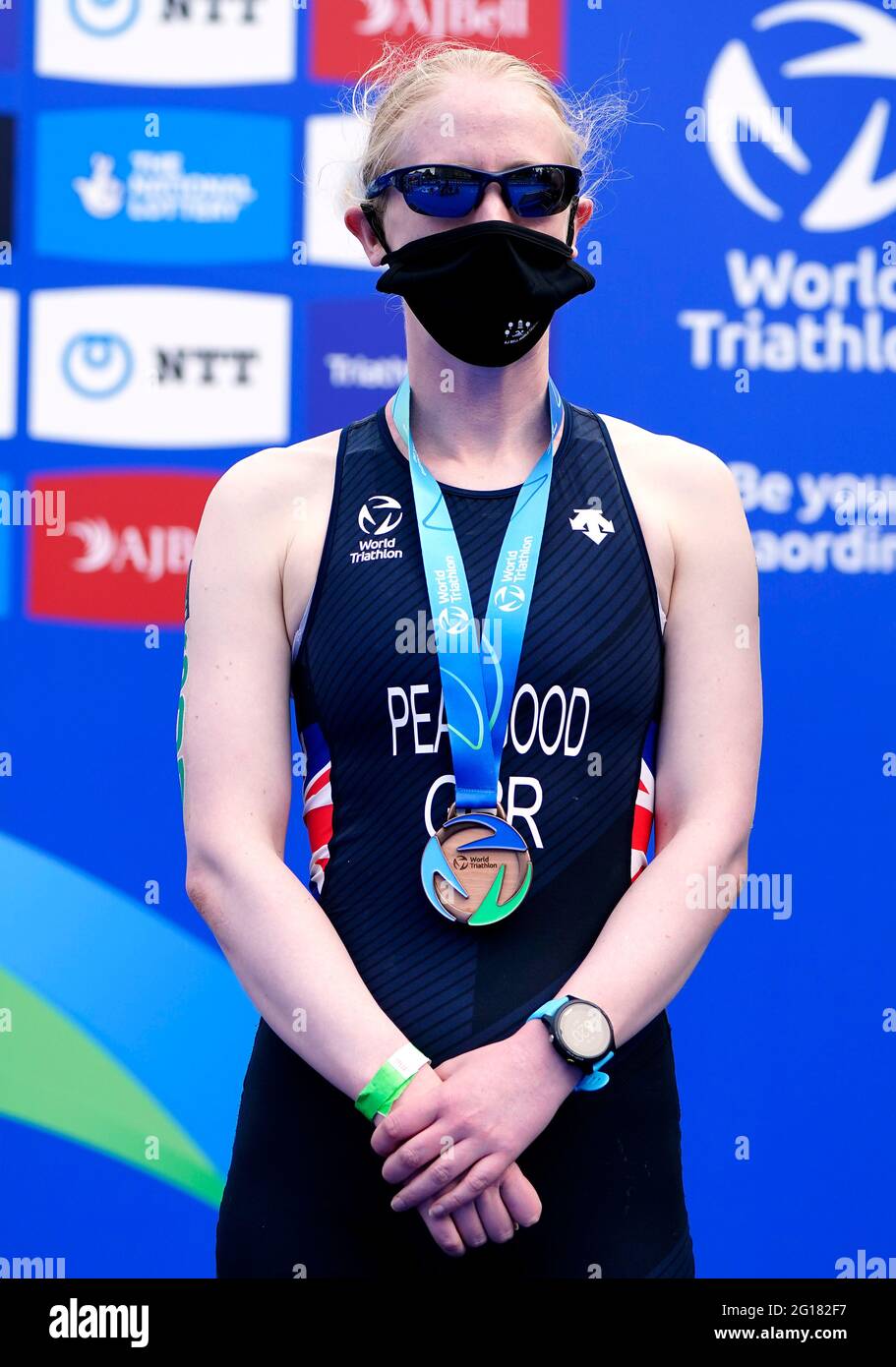 Alison Peasgood celebrates with bronze in the PTVI Womens event during ...