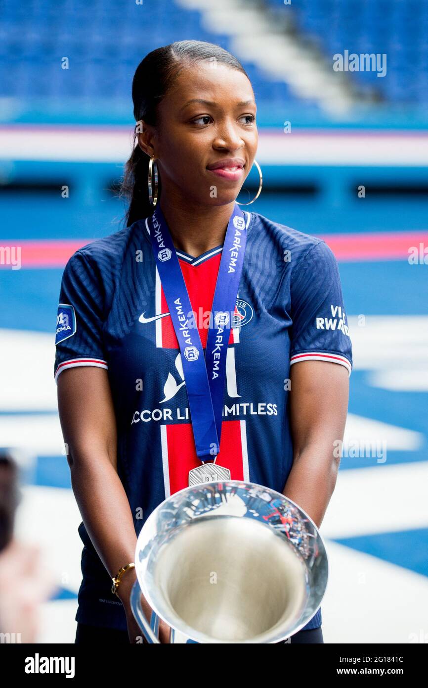 Grace Geyoro - The PSG women's team will celebrate their first title of ...