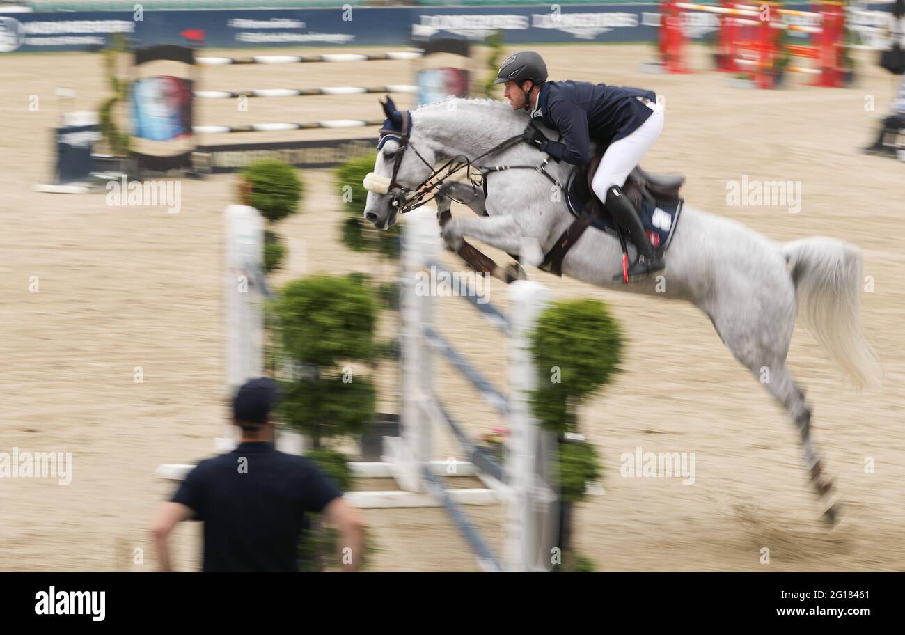 Balve, Germany. 05th June, 2021. Equestrian sport: German championship ...