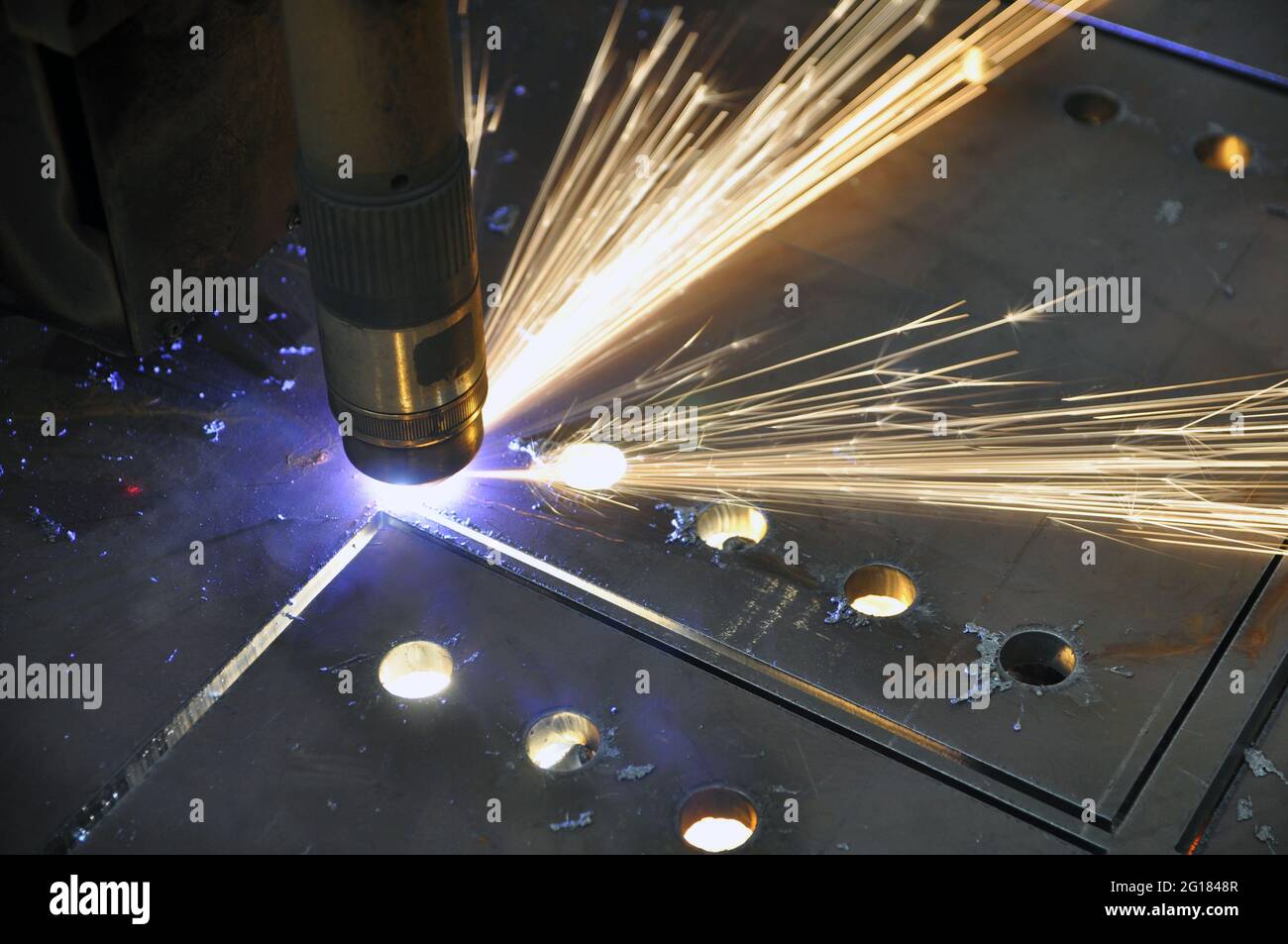 Numerical control machine tool hi-res stock photography and images - Alamy