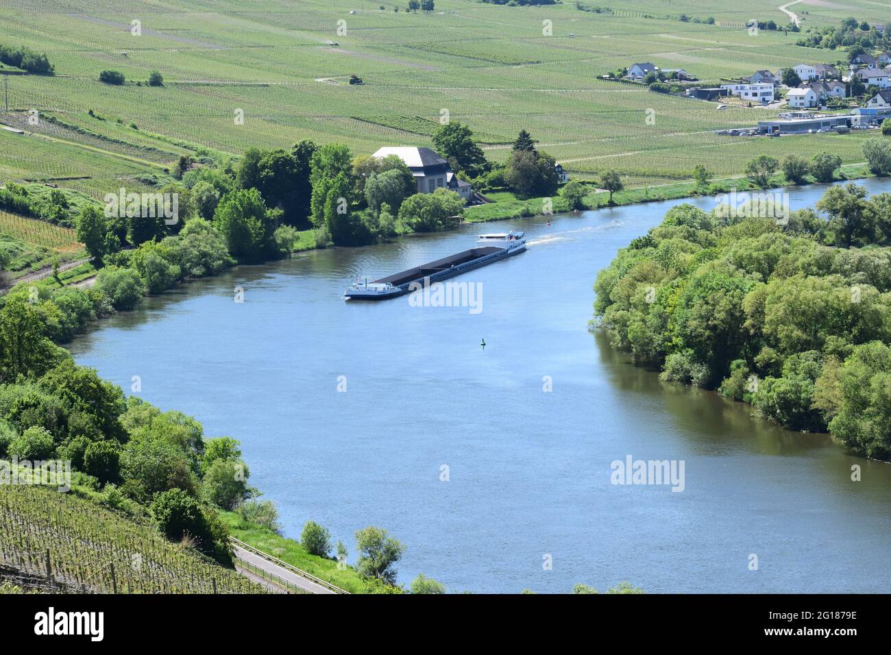 Ship traffic on mosel hi-res stock photography and images - Alamy