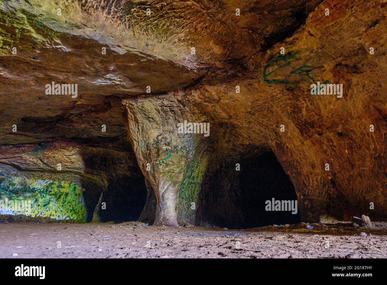 Overton hill frodsham High Resolution Stock Photography and Images - Alamy