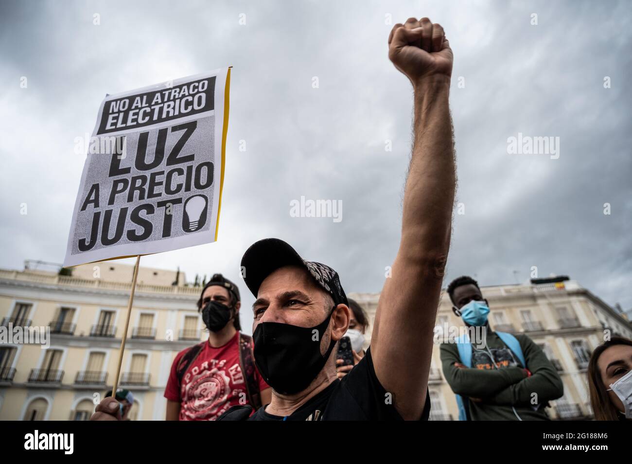 Electricity bill spain hi-res stock photography and images - Alamy