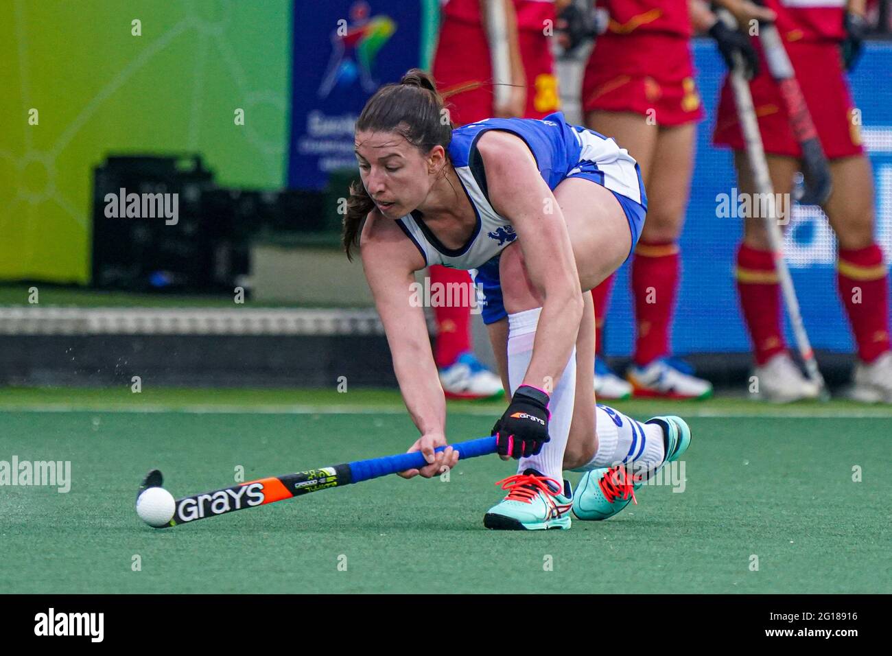 Laura swanson hi-res stock photography and images - Alamy