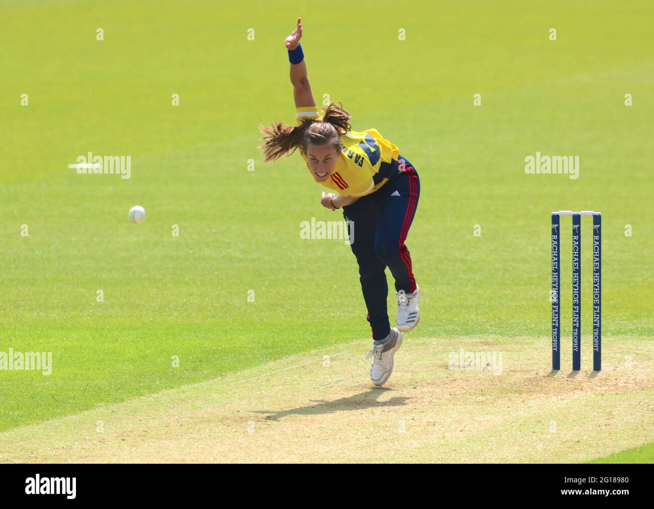 Tash farrant stars hi-res stock photography and images - Alamy