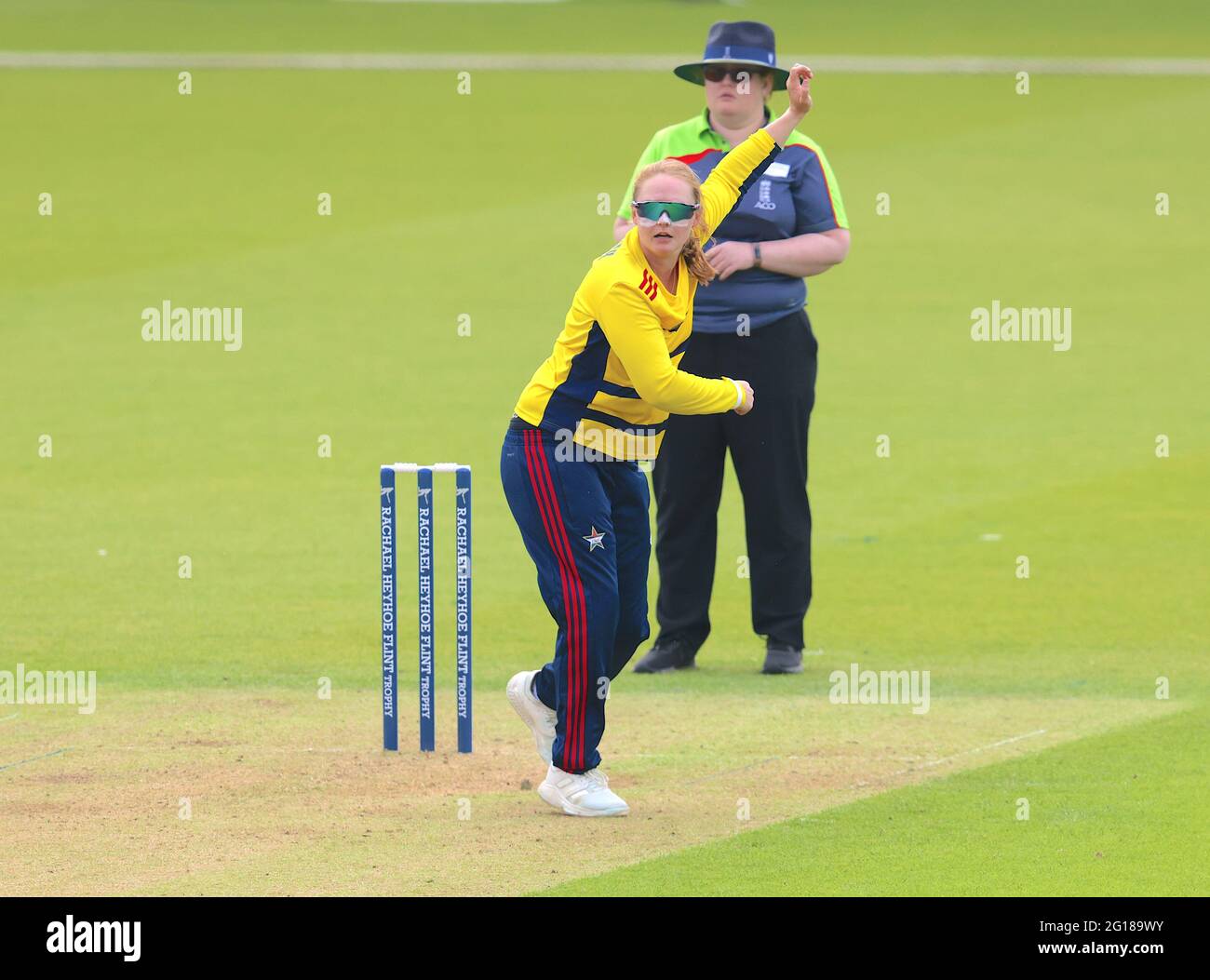 5 June, 2021. London,UK. Bryony Smith bowling as The South East Stars ...