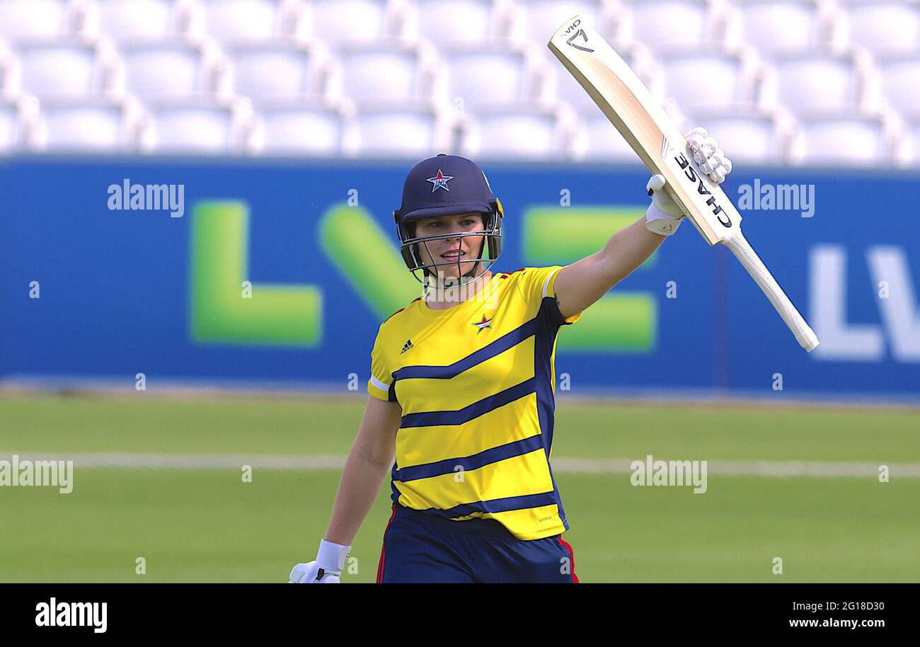 5 June, 2021. London,UK. The Star’s Alice Davidson-Richards reaches her ...