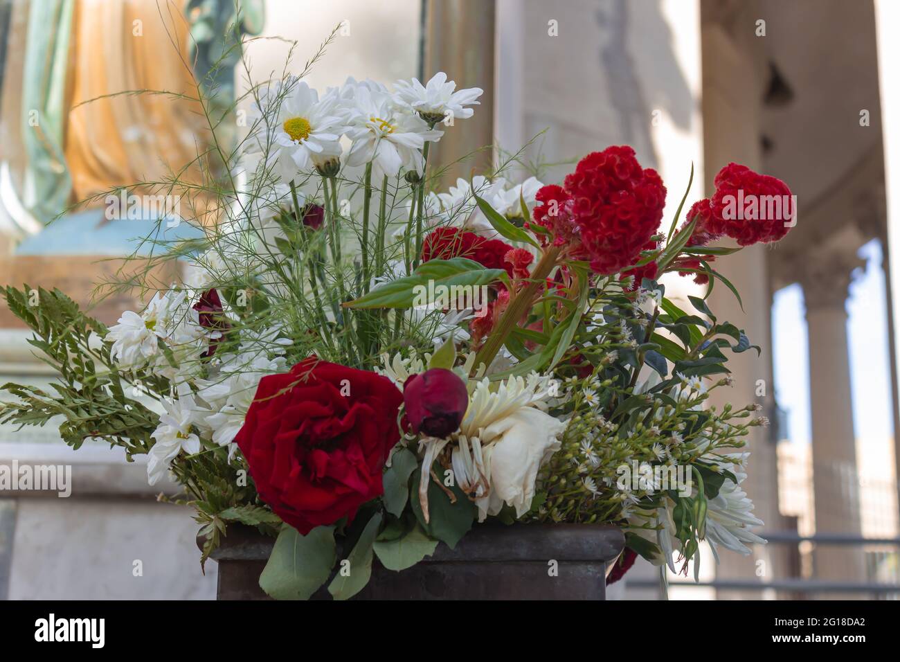 Red White And Yellow Flower Arrangements at Lance Upshaw blog