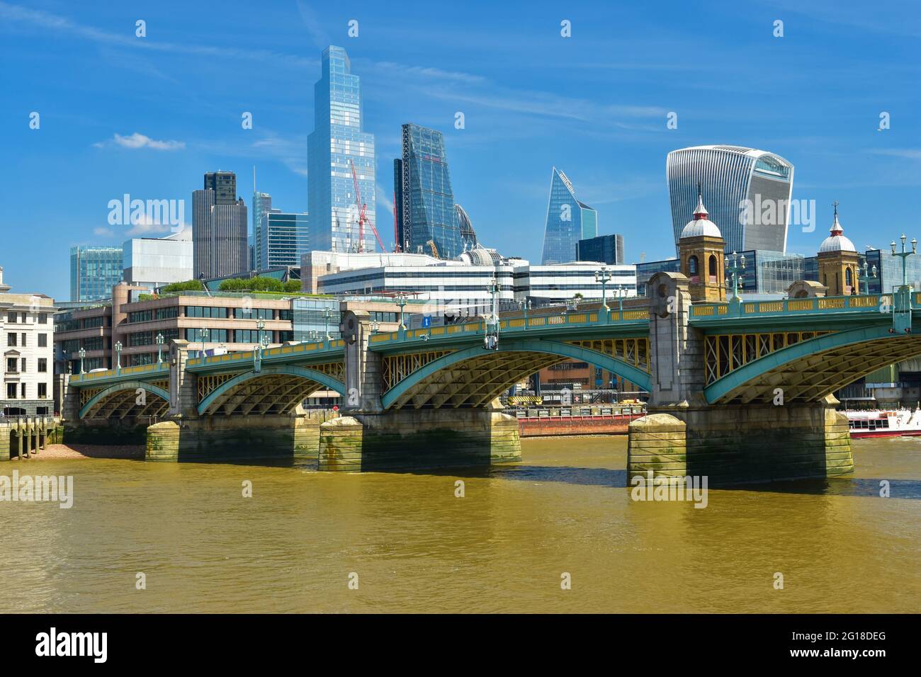 Southwark Bridge spanning the Thames connecting Southwark and the City ...