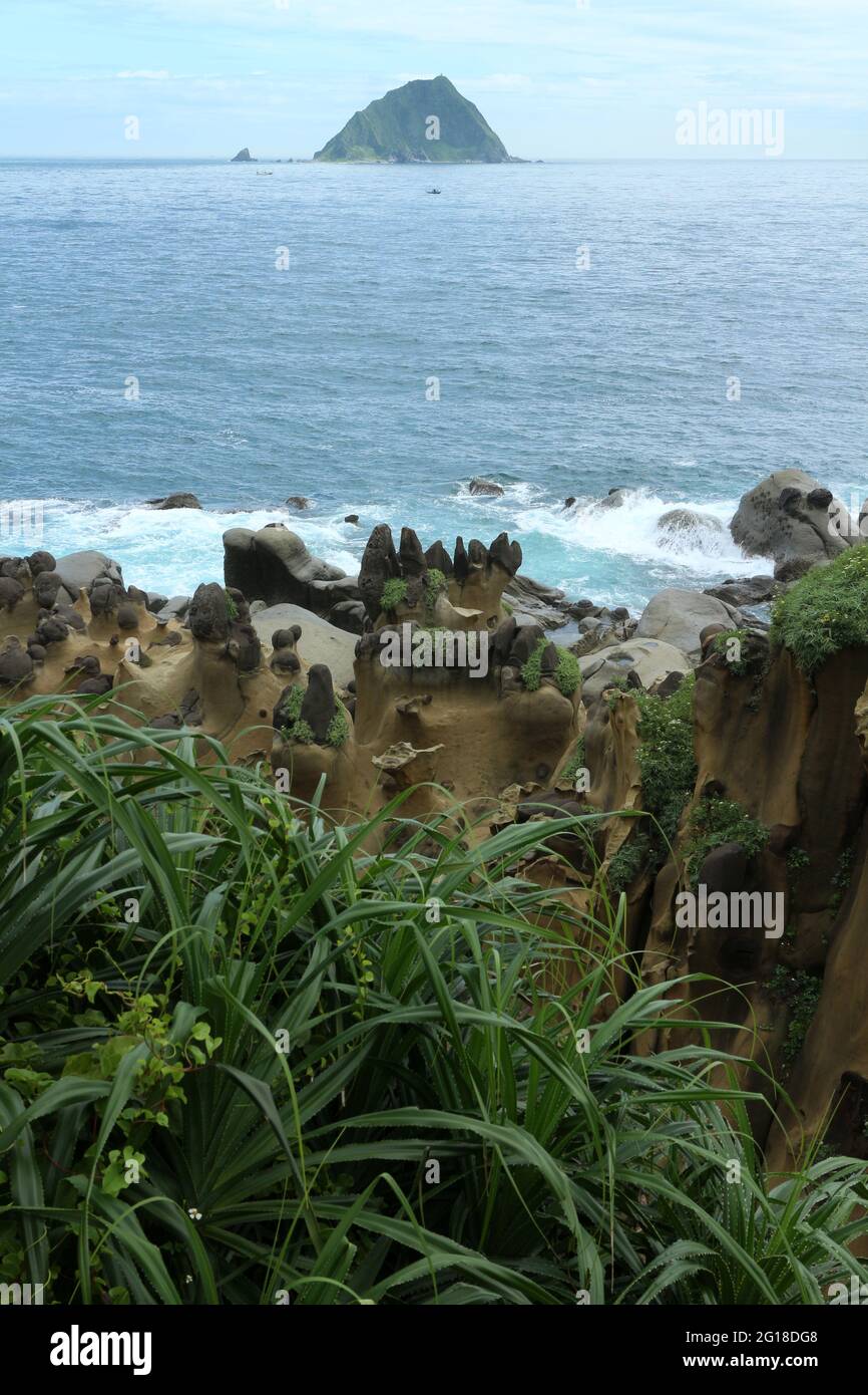 Heping island park with cliff hi-res stock photography and images - Alamy