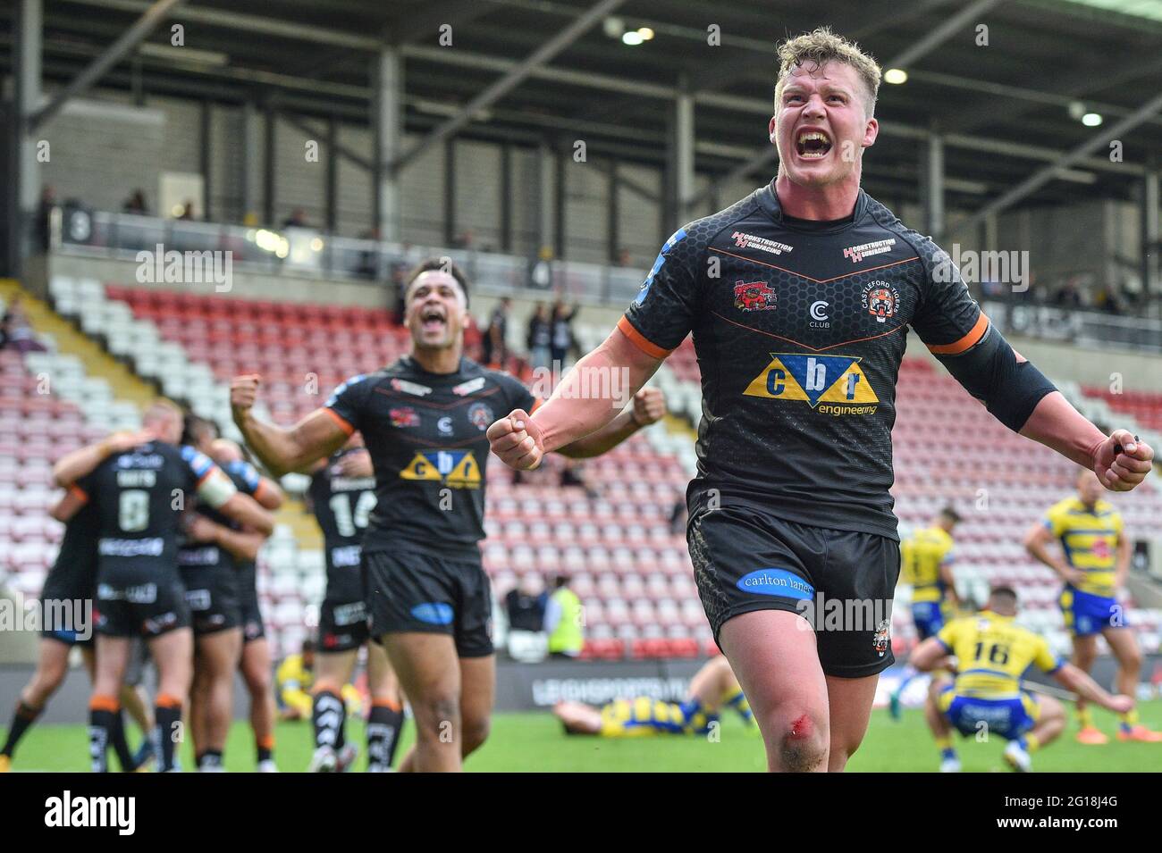 Cup semi finals hi-res stock photography and images - Alamy