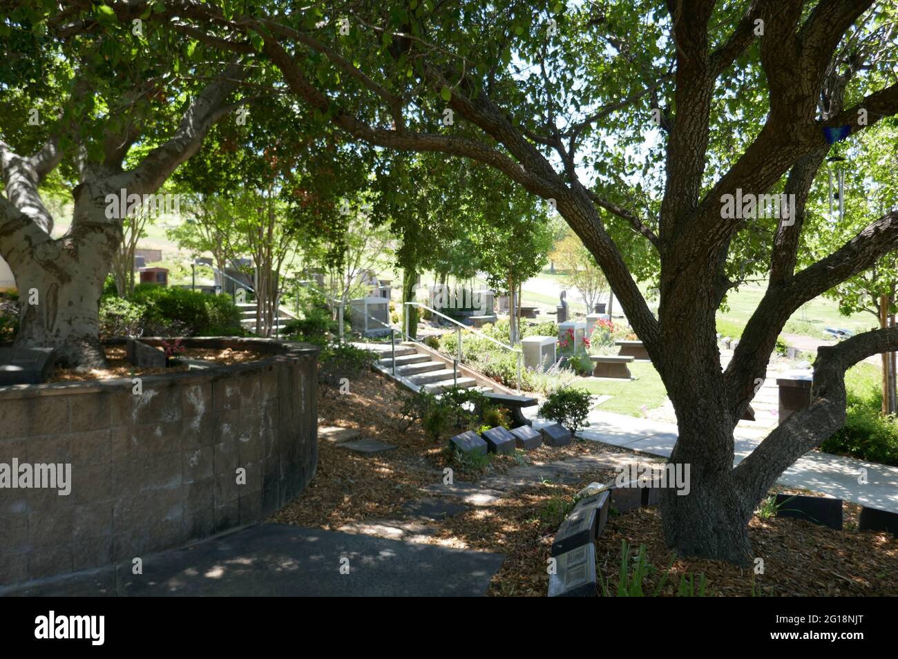 Eternal valley memorial park hi-res stock photography and images - Alamy