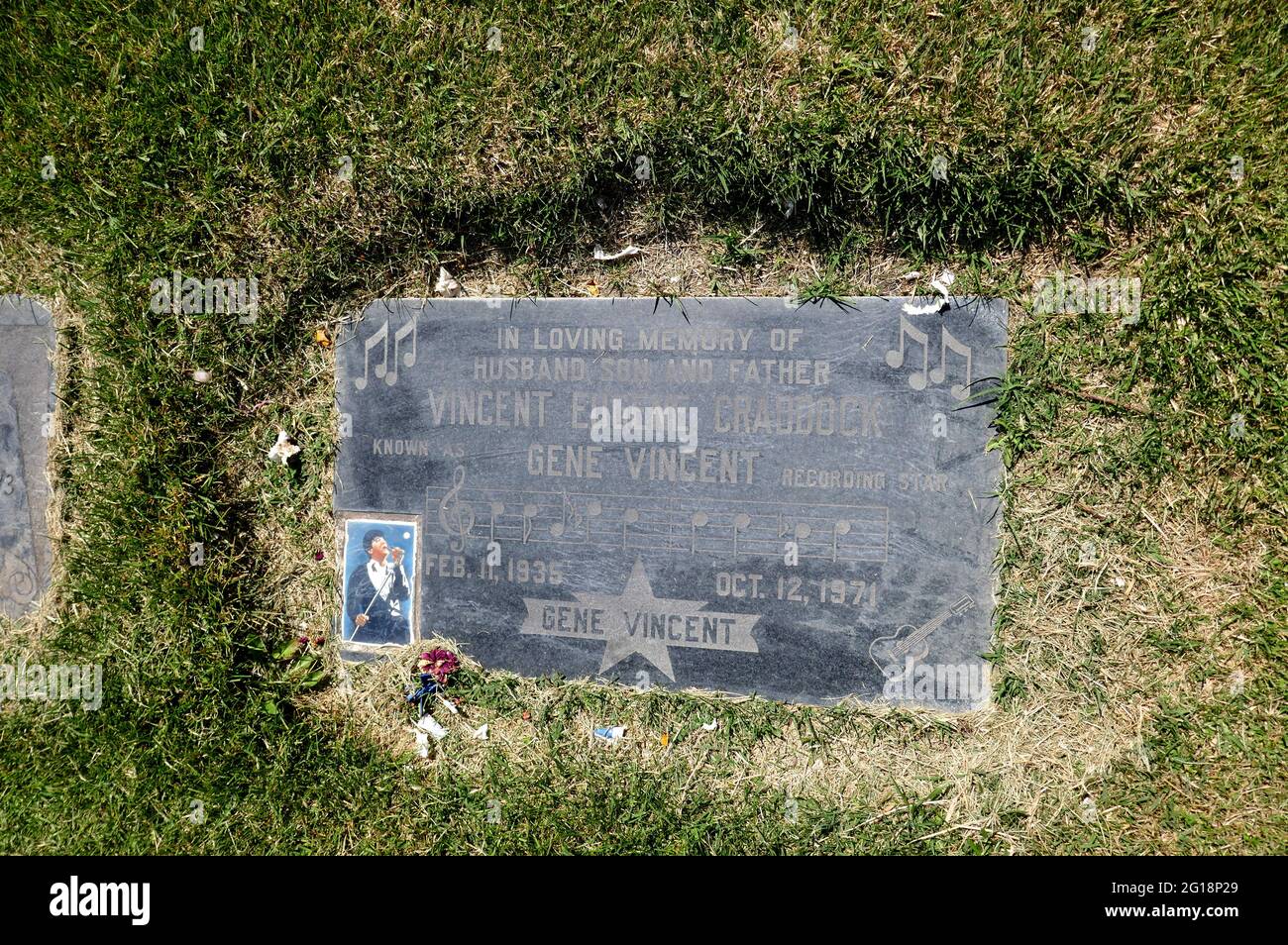 Gene Barry Grave