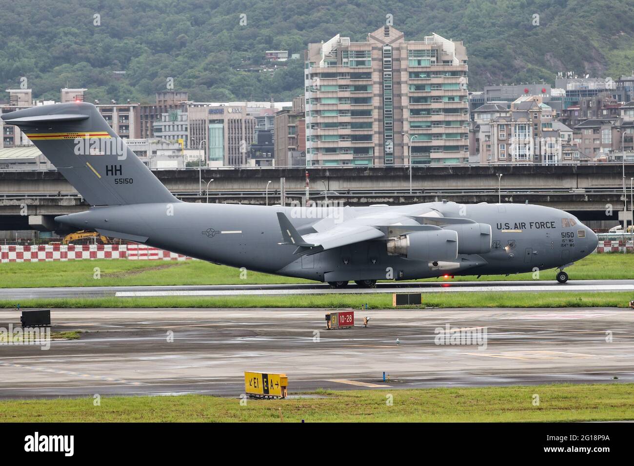Taipei, Taipei, Taiwan. 6th June, 2021. A US Air Force transport ...