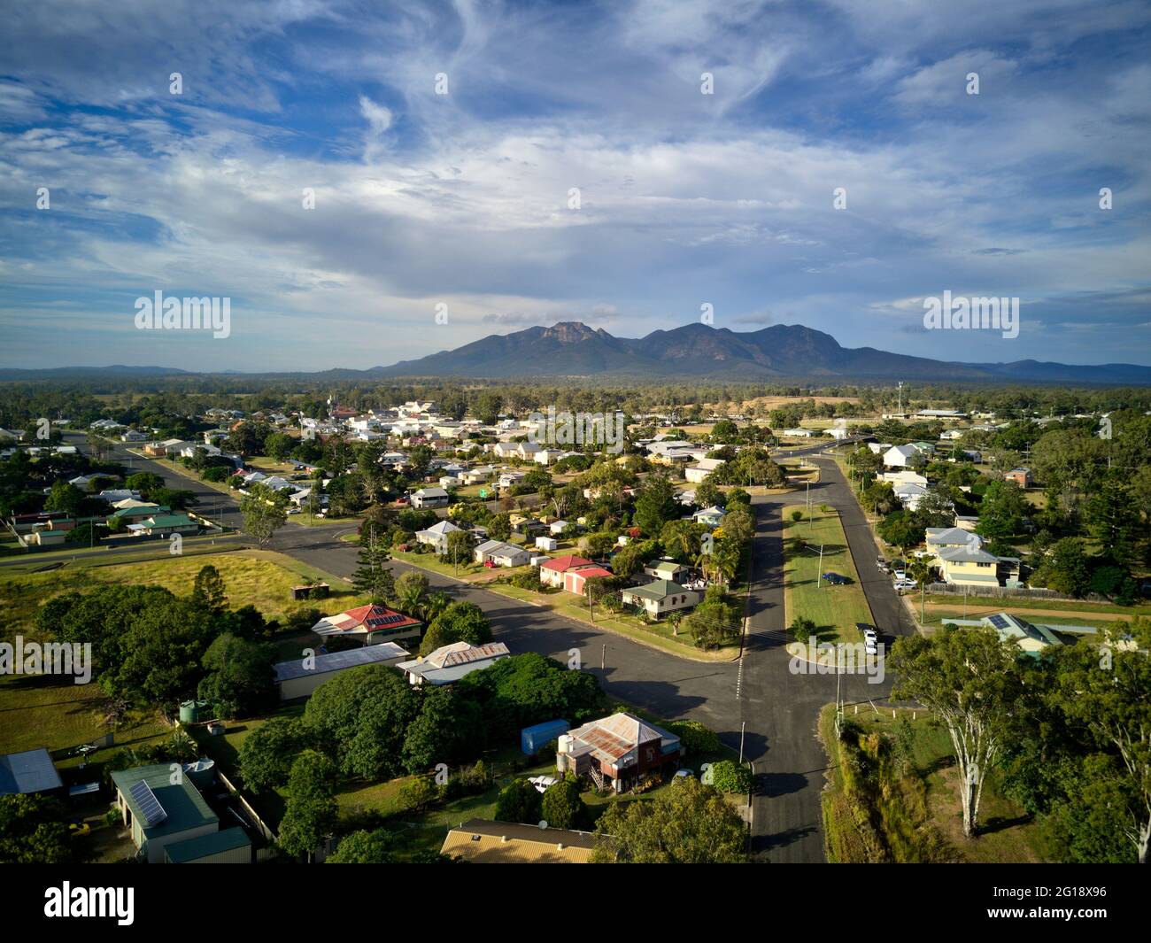 Aerial of Biggenden with Mt Walsh in the background Stock Photo - Alamy