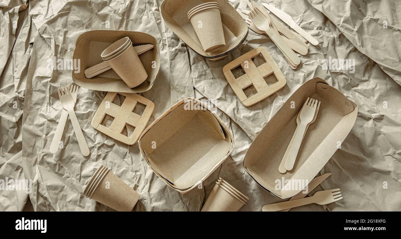 Eco-friendly disposable tableware used in fast food, restaurants ...