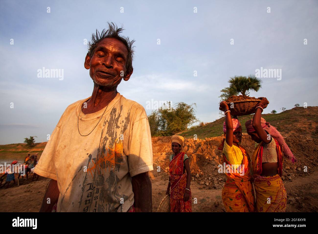 Daily labours hi-res stock photography and images - Alamy