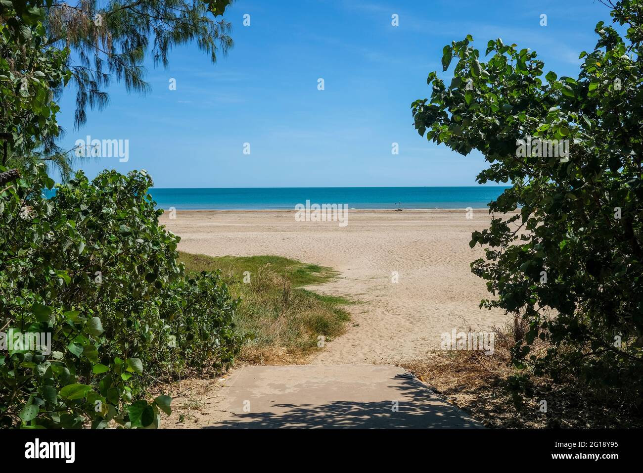 Path to the beach at Casuarina Beach in Darwin, Northern Territory ...