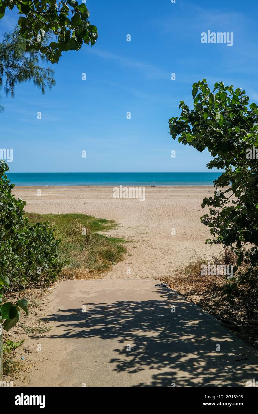 Casuarina beach and darwin hi-res stock photography and images - Alamy