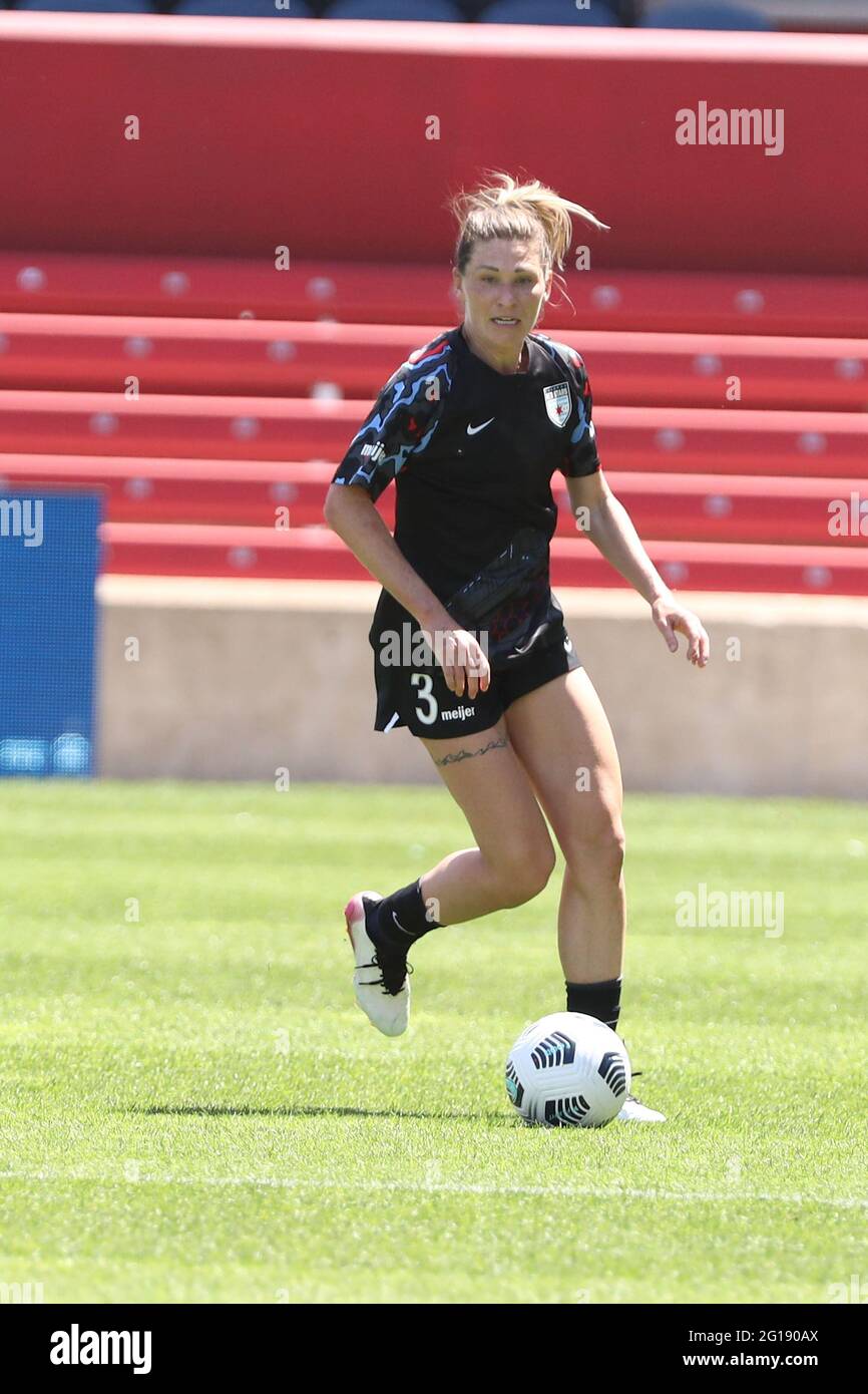 Arin wright hi-res stock photography and images - Alamy