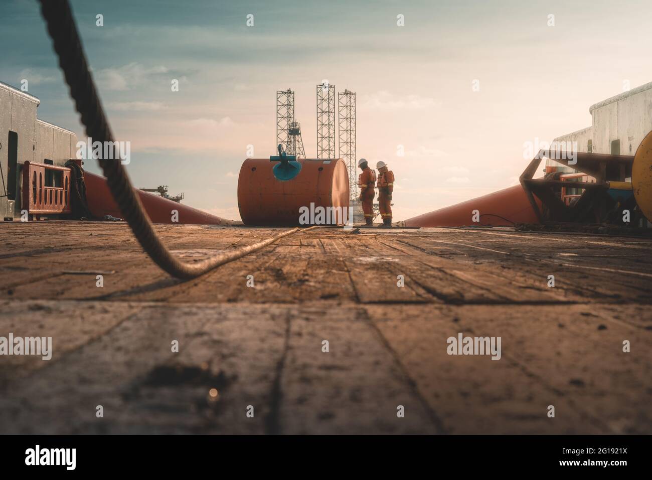 Offshore worker involvement in anchor handling operation Stock Photo ...