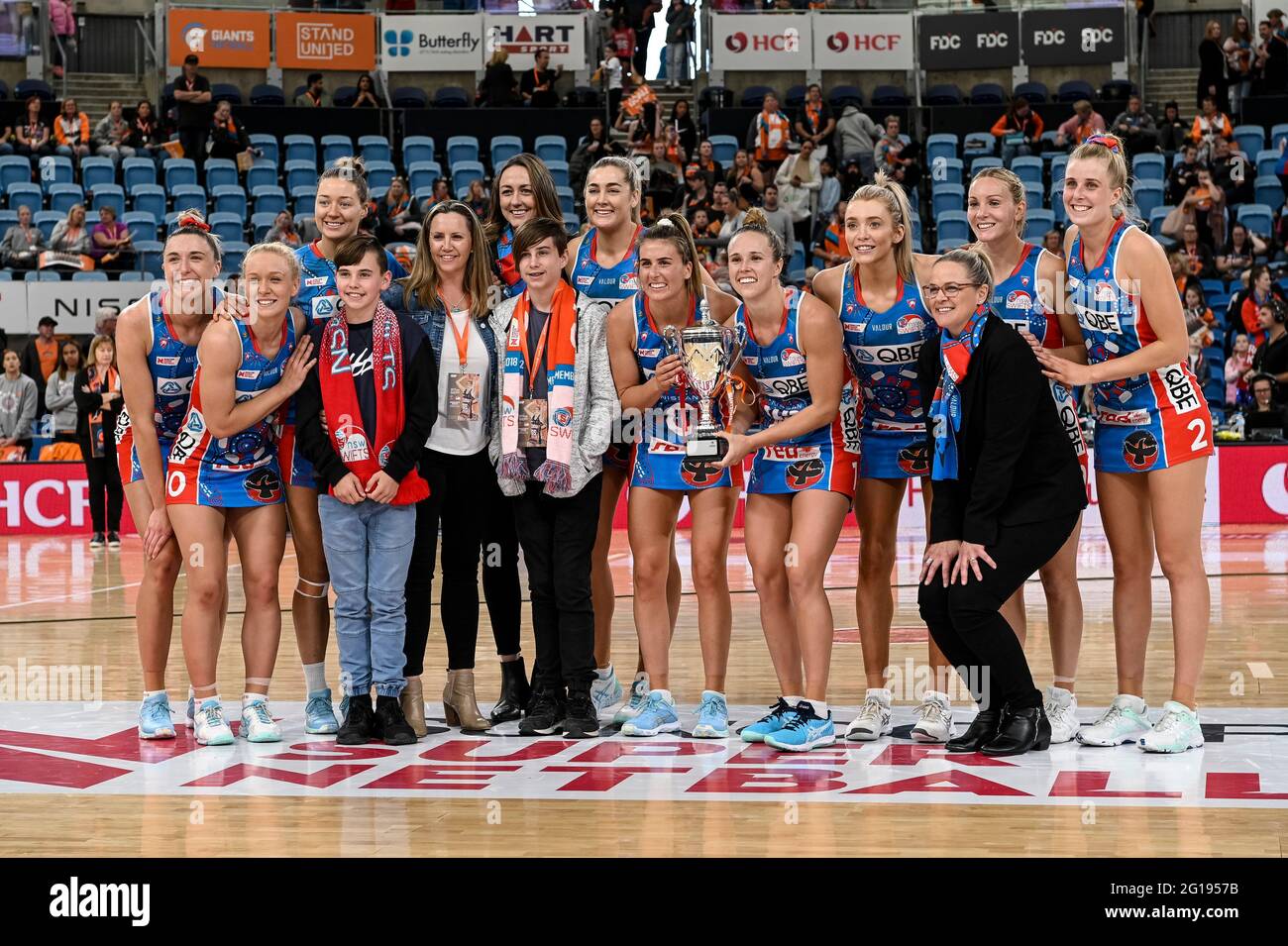 Australian netball team hi-res stock photography and images - Alamy