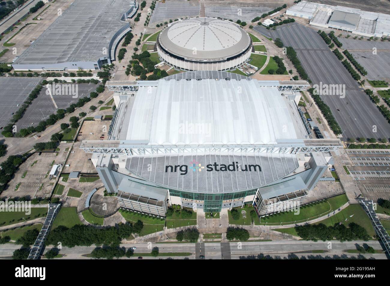Astrodome aerial hi-res stock photography and images - Alamy