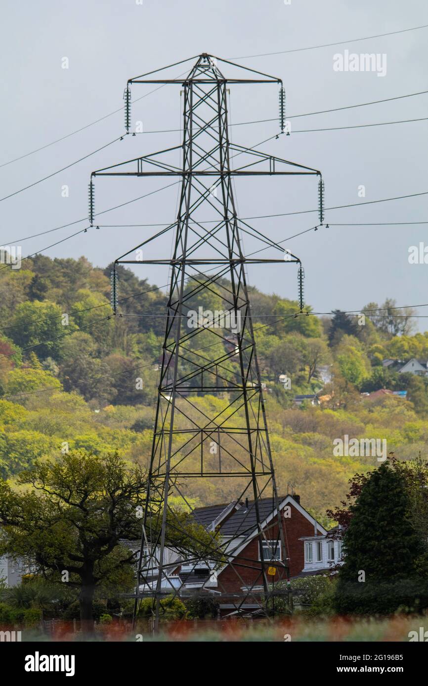 Steel pylons hi-res stock photography and images - Alamy