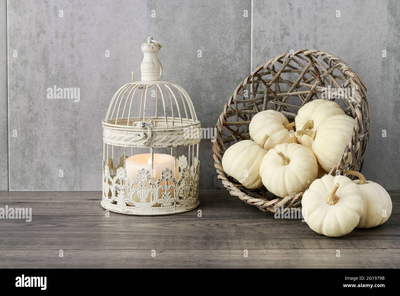 Simple wooden cage hi-res stock photography and images - Alamy