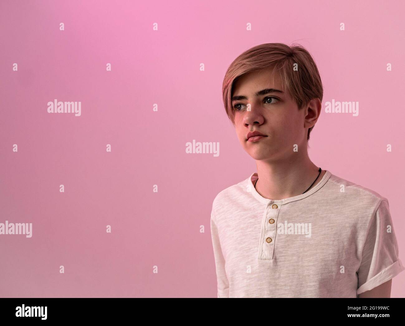 Teenager casual lifestyle hi-res stock photography and images - Alamy