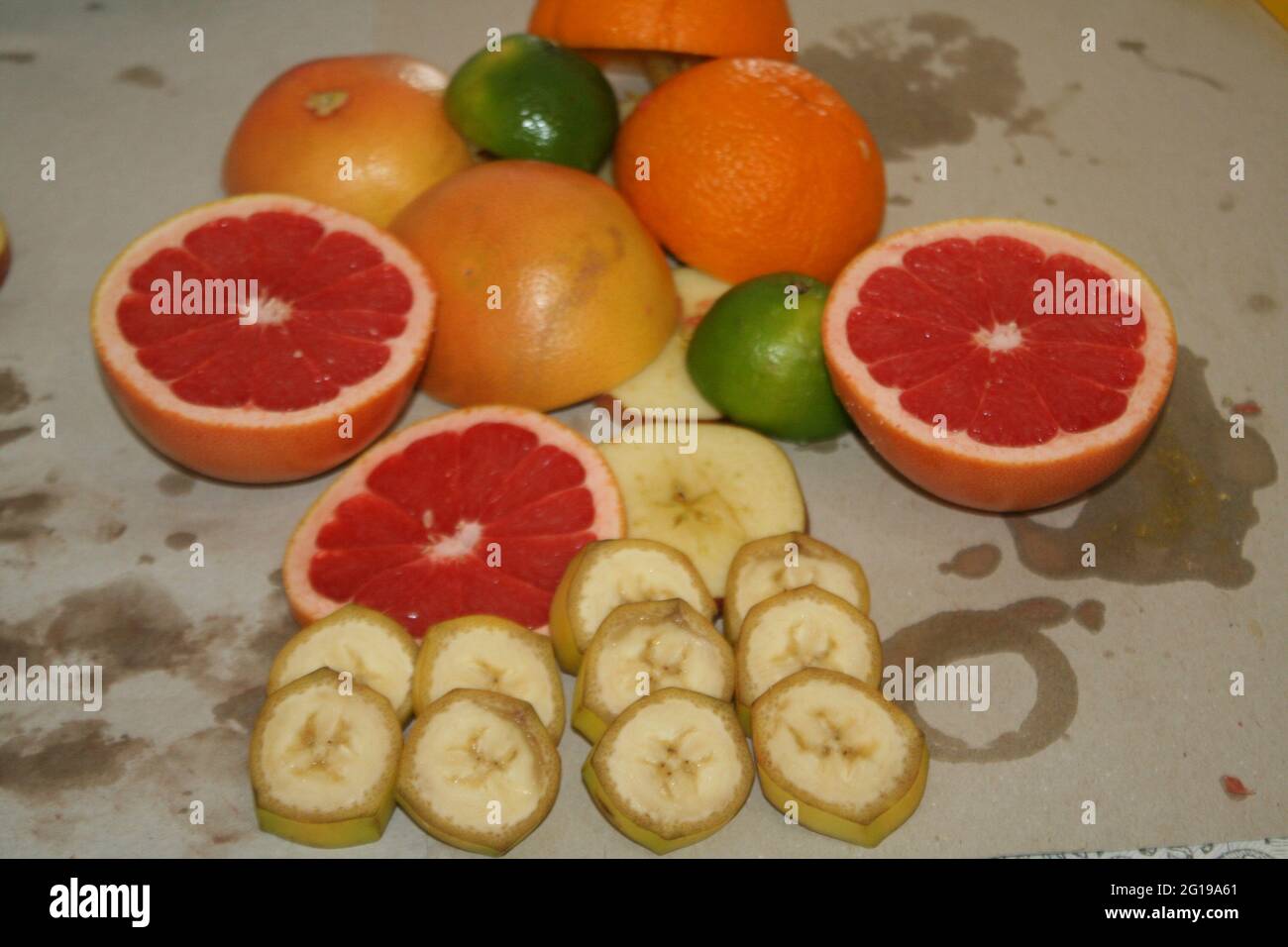 Color fruit hi-res stock photography and images - Alamy