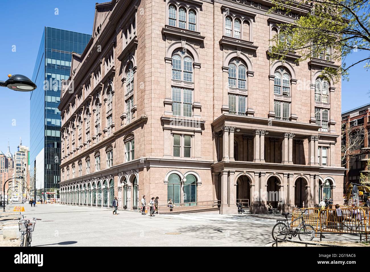 Cooper union hi-res stock photography and images - Alamy