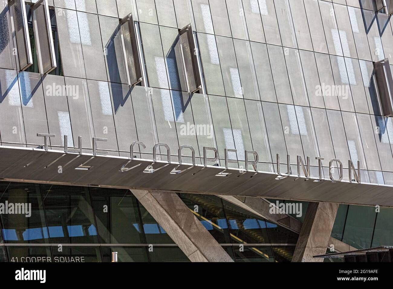 Cooper Union - 41 Cooper Square Stock Photo - Alamy