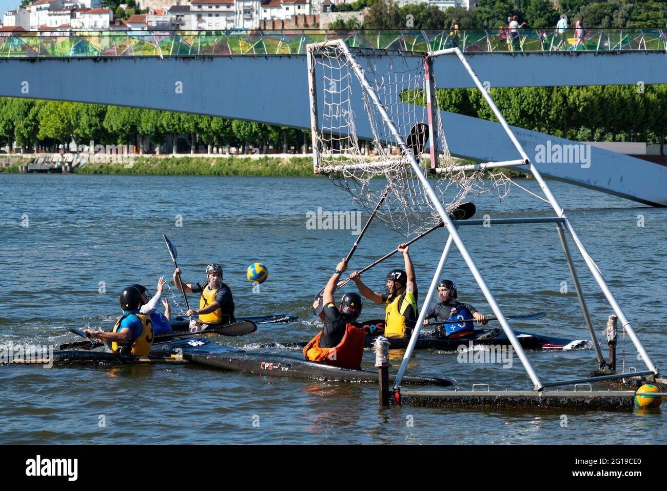 Kayak water polo match hi-res stock photography and images - Alamy