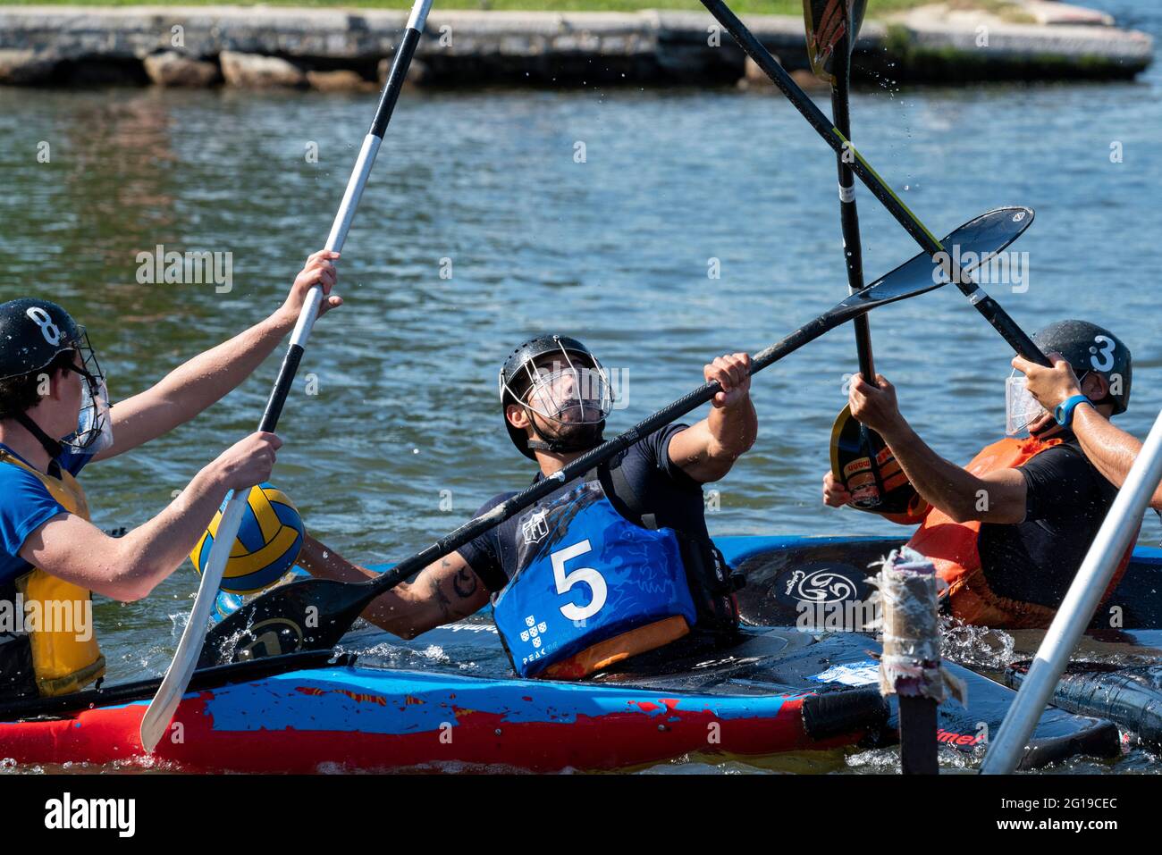 Kayak water polo match hi-res stock photography and images - Alamy