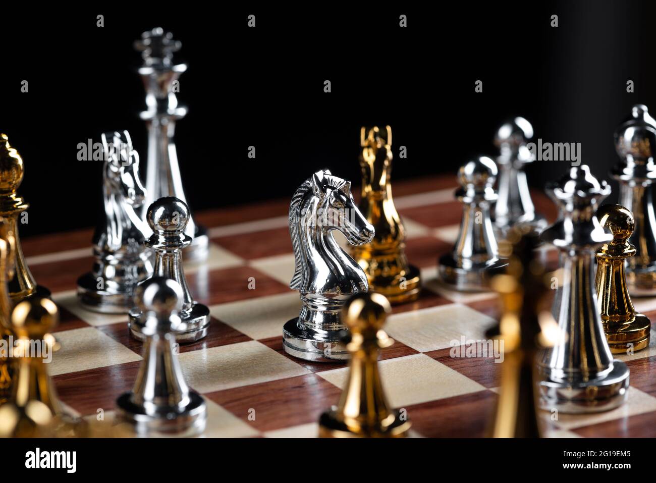 Black steel chess pieces hi-res stock photography and images - Alamy