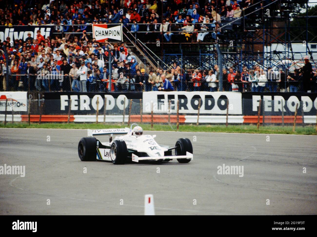 Alan Jones at speed in the Williams FW07 during practice for the 1981 ...