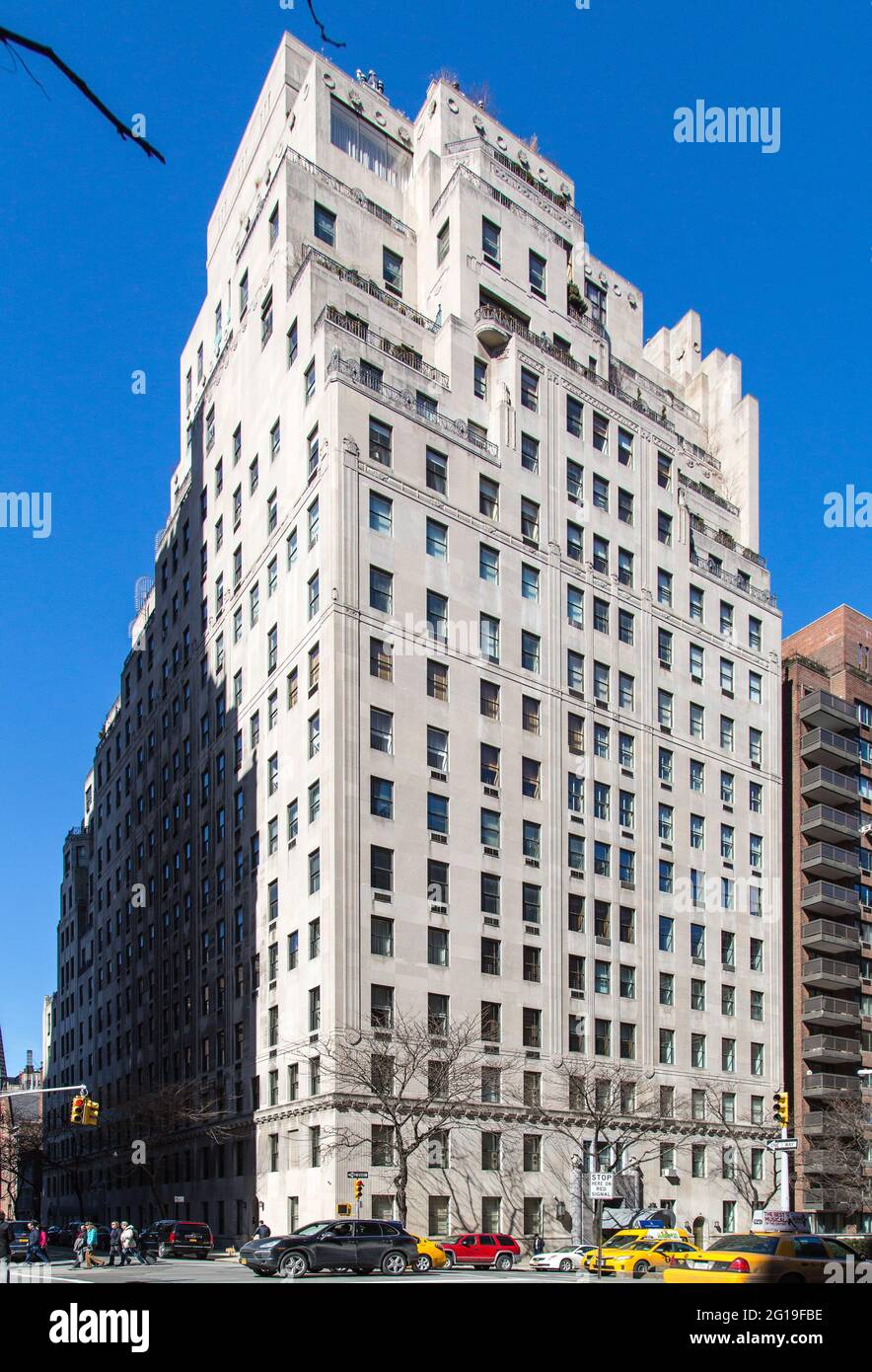 740 Park Avenue, designed by Rosario Candela, is a luxury high-rise ...