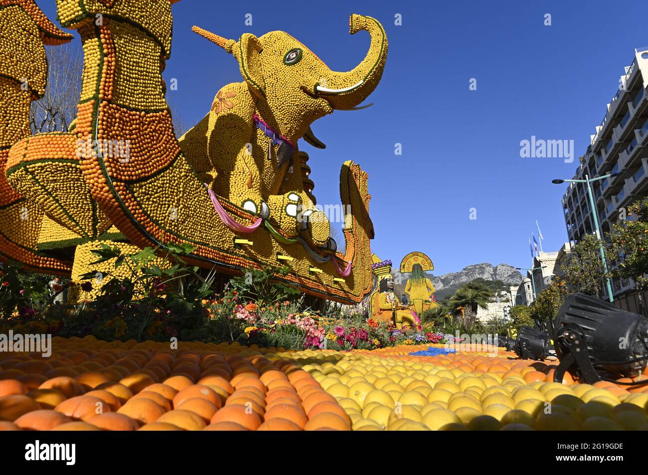 In late winter, Menton celebrates its citrus fruits with La Fête du ...